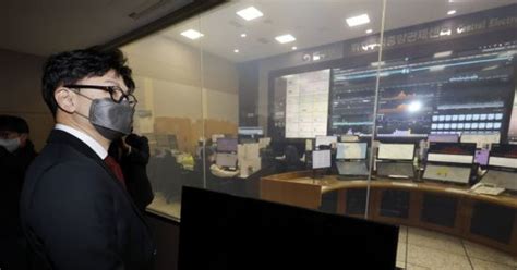 김근식 출소 앞두고 한동훈 정책 현장 방문 긴장 늦추지 말아야 김근식 출소 앞두고 한동훈 정책 현장 방문 긴장 늦추지 말아야