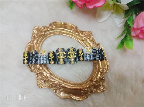 เล็บเจลเเท้100 ชาแนลดำหรูมากรุ่นนี้ แถมกาวตะไบ เล็บสวยdee Nails V 3 Thaipick