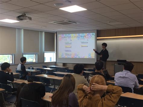 한국청년기업가정신재단 재단에서 운영하고 있는 Kdb 창업교육 프로그램 오늘도 상반기 18개 대학중 Facebook