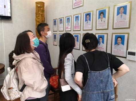 天津中医药大学中医学院组织学生参观中西汇通医社暨张锡纯纪念馆