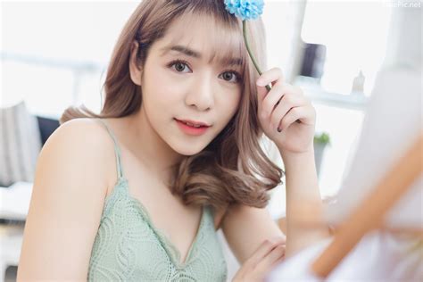 One Day Home Alone Thailand Model Por Pin Nh G I Xinh