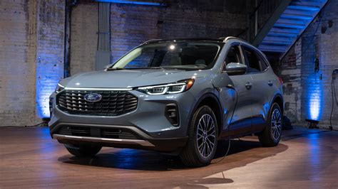 2023 Ford Escape Plug In Hybrid Prices Reviews And Photos Motortrend