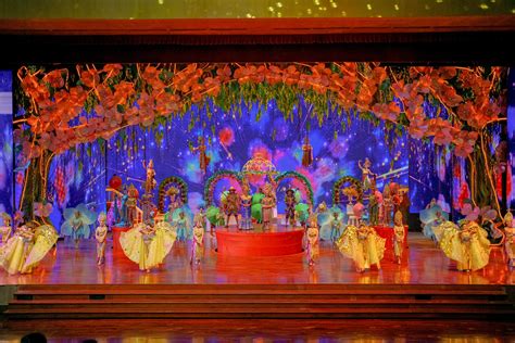 การแสดงศิลปวัฒนธรรมไทย