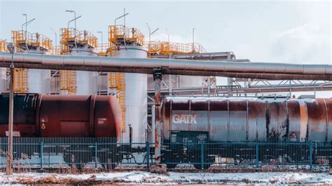 Україна нарощує імпорт газу з країн ЄС через падіння обсягів у газосховищах Читайте на Ukr Net