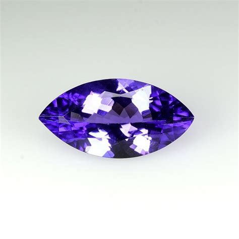 Sans Réserve Bleu Violacé Profond Tanzanite 281 Ct Catawiki