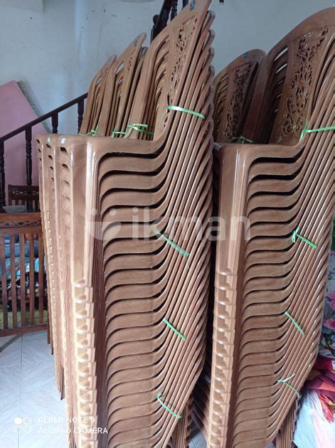 ප්ලාස්ටික් පුටු Dehiwala Ikman