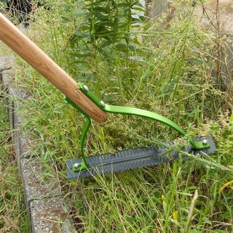 Sling Blade Weed Cutter