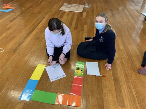 Bee Bots Coding Bunscoil Bhríde