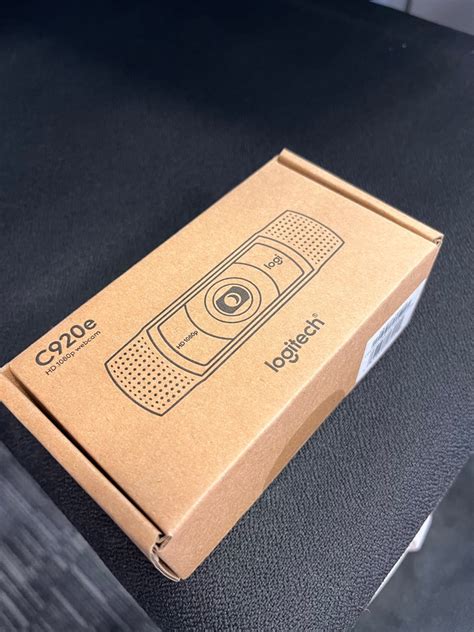 Logitech Webcam New Laptop Bag Wired Headset Audio Set Ipod Everything Else On Carousell