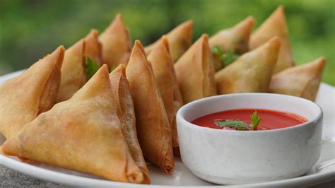 ကြွပ်ရွပြီး အရမ်းစားကောင်းတဲ့ ဆမူဆာ အလွယ်ပြုလုပ်နည်း…👩🏻‍🍳😋🌮 Youtube