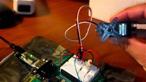 Basic Stamp 2 Servo Control Youtube