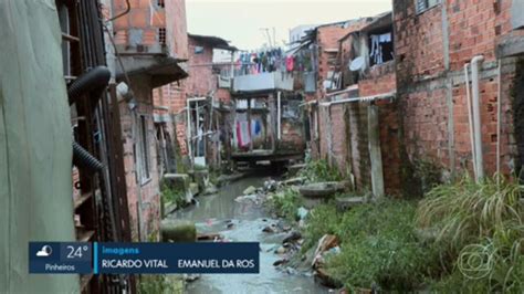 Vídeo Censo Do Ibge Mostra Que Muitos Ainda Vivem Sem Acesso A Saneamento Básico No Rj Rj2 G1