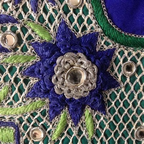 The Fascinating Stitch With Loose Loops