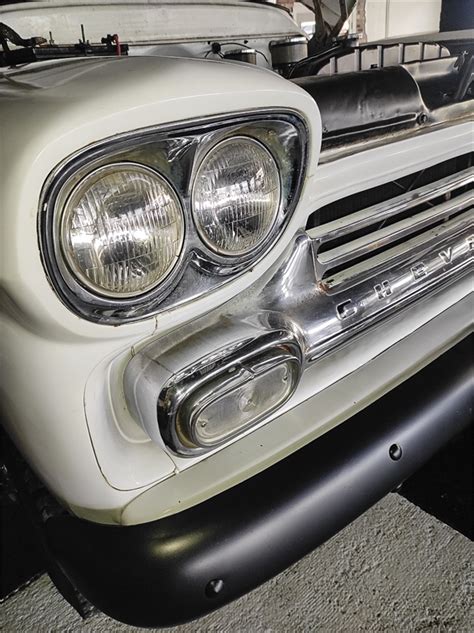 1958 Chevrolet 3600 Apache 4x4 Available For Auction