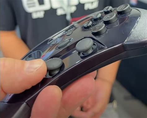 A Closer Look At Retro Bits Wireless Analog Saturn Pads Retrorgb