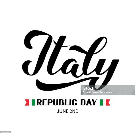 이탈리아 공화국의 날 손 편지 흰색에 고립 이탈리아 어 휴일 타이포그래피 포스터입니다 배너 전단지 스티커 티셔츠 인사말 카드 엽서 등을위한 벡터 템플릿을 편집하기 쉽습니다