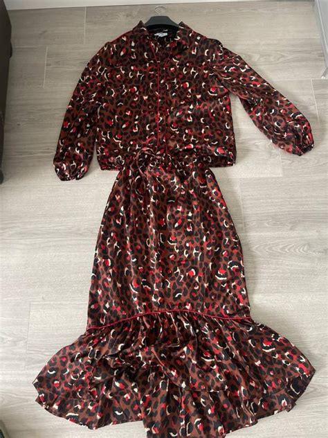 Костюм новий — ціна 1750 грн у каталозі Костюми зі спідницею Купити жіночі речі за доступною