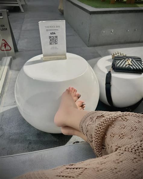 Jannat Amin Khan Feet