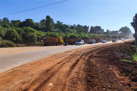 လားရှိုးမြို့အဝင် ပြည်ထောင်စုလမ်းမကြီး ၊ မြို့တွင်းလမ်းတိုးချဲ့ဆောင်ရွက်မှုများ စတင်ဆောင်ရွက