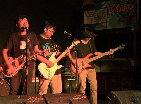 Beritausd Sexen Bubar