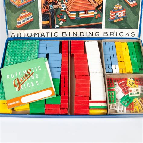 Worlds First Lego Set Discover The Origins Of Lego Bricks