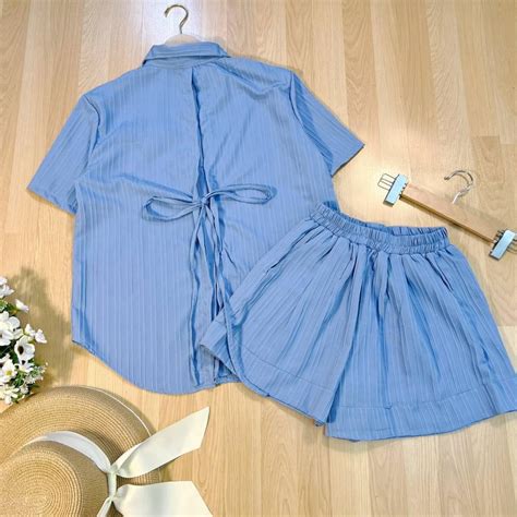 Pretty Ladies Shop 👗👗จั้มสูทกางเกงทรงบานใส่เหมือนกระโปรงค่า ทรงนี้สวยใส่ได้เรื่อยๆเลยค่าา ผ้า