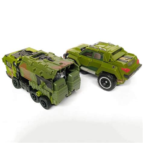 Legacy Wreck N Rule Bulkhead Next To First Edition Tfprime Bulkhead Who Wins R Transformers