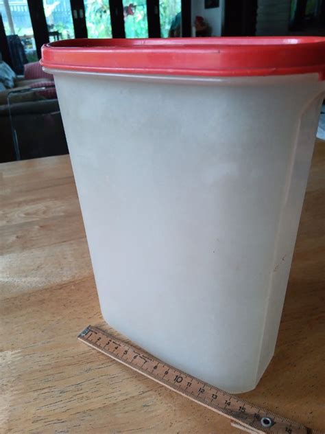 Tupperware Container Furniture And Home Living Kitchenware And Tableware