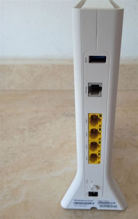 Router In Fibra Sagemcom Fast 5657 Di Seconda Mano Per 15 Eur Su Pulpí