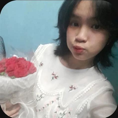 Nguyễn Châu Chaaunnu On Threads