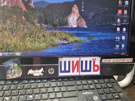 Полиграфист в каморке Пикабу