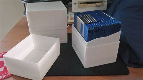 Free Stl File 3 5 Floppy Disk Storage Box With Lid 20 Disks ・3d Printer Design To Download・cults