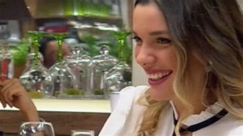Le hacen la pregunta sexual más directa de First Dates y ella