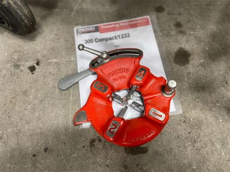 Lightly Used Ridgid 300 Compact 67182 Self Oiling Threading Machine Benchmark Ltd