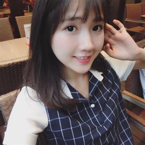 Lmht N Sinh Tr Nh B Ch Kim Xinh Nh T Vi T Nam C L Ai