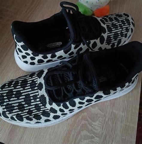 Літні легкі кросівки — ціна 350 грн у каталозі Кросівки Купити жіночі речі за доступною ціною на