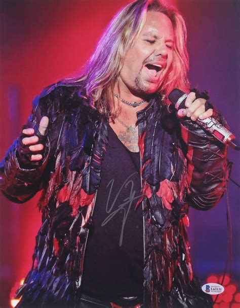 Vince Neil Signed Motley Crue 11x14 Photo Beckett Coa Pristine