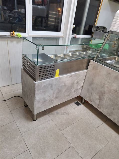 Професионална хладилна витрина Хладилник Vrx1400 Хладилници Фризери Пловдив Хладилна