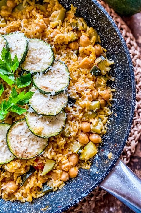 Mediterranean Zucchini Rice Delicious And Savory With Tons Of Vegetables And Protein