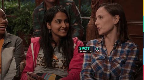 Chemise J Crew Boyfriend Port E Par Kimberly Finkle Pauline Chalamet