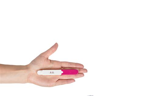 긍정적인 임신 테스트와 손을에 고립 된 흰색 배경 두 선 복사 공간 템플릿 가족에 대한 스톡 사진 및 기타 이미지 가족 걱정하는 건강관리와 의술 Istock