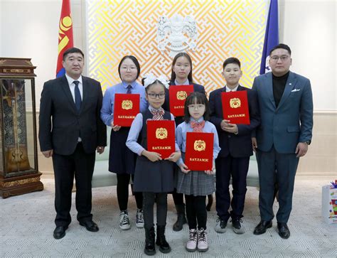 Жендерийн эрх тэгш байдлыг сурагчдын нүдээр тольдоорой