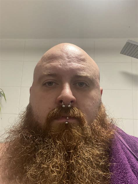 32 Male Shiny Head Just Out Shower Rtruerateme