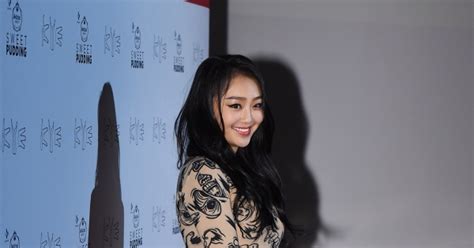 씨스타 효린 건강미 넘치는 각선미