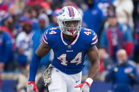 Buffalo Bills Re Sign Special Teams Stalwart Deon Lacey To One Year