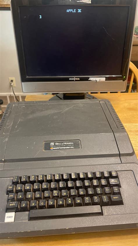 Weird Apple Iis Haha Rapple2