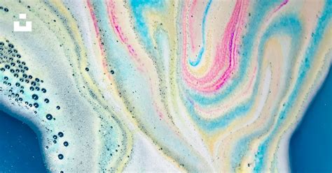 파란색 분홍색 노란색 색상의 추상 그림 사진 Unsplash의 무료 탄산 이미지