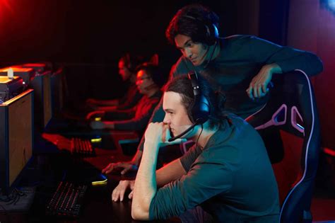 Unveiling The Enigma Of Discord Dating Servers Exploring Height Age Net Worth Bio Wiki