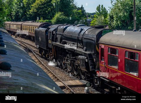 Preserved Br Standard Class 9f Locomotive 92212 Currently In Use By Mid Hants Railway Here
