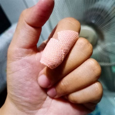 แผ่นรองเล็บ ราคาถูก By Ploy งดรับงานเร่งด่วนนะคะ มีดเข้ามืออีกล้าวววว 😭😭 Facebook